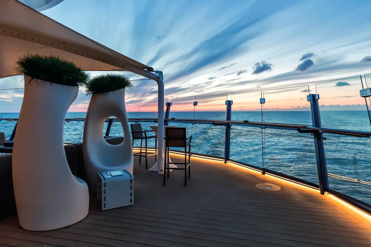 TUI Cruises - Triolight light project