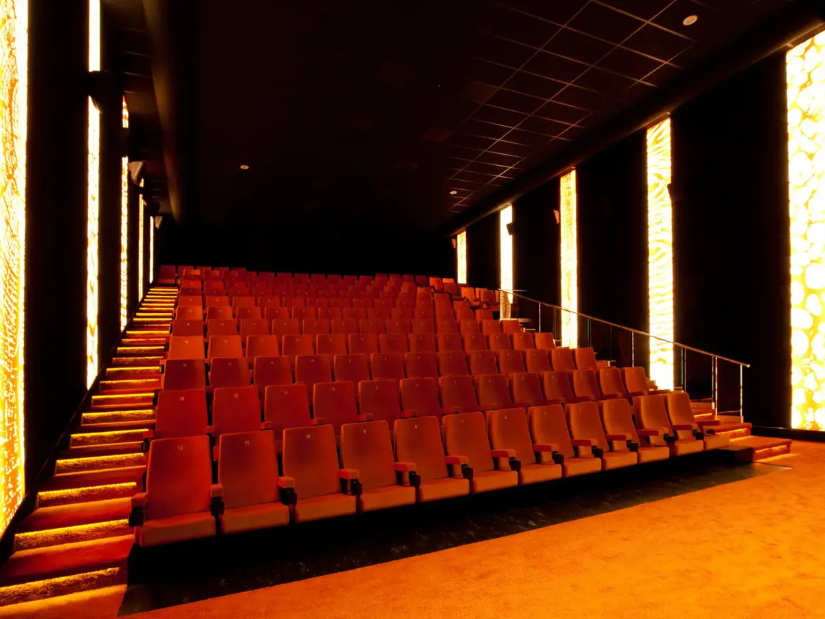 LED lighting in theatres and cinemas